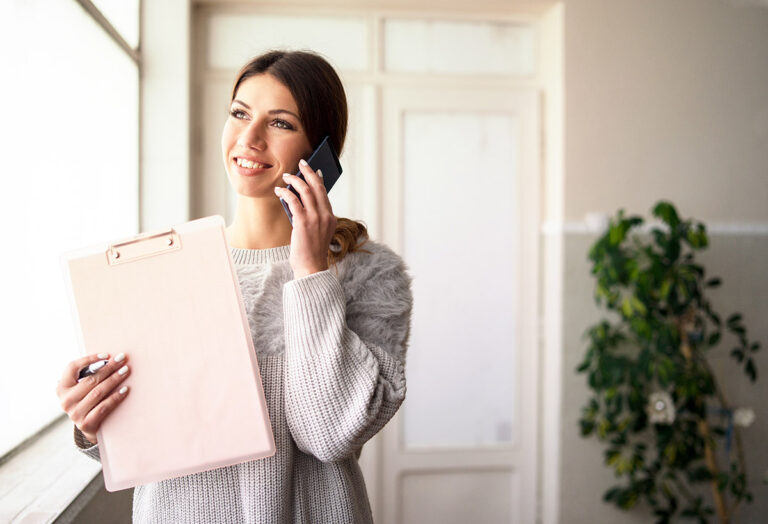 15 Common Phone Interview Questions & Answers